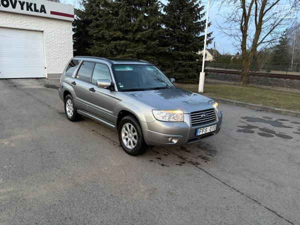 Pelēks Subaru Forester 2007 Marijampole, ar dzinēja tilpumu 2.00 L un nobraukumu 264 tūkst. km par 2700 €, foto 7 vietnē AUTOMOTO.COM.LV