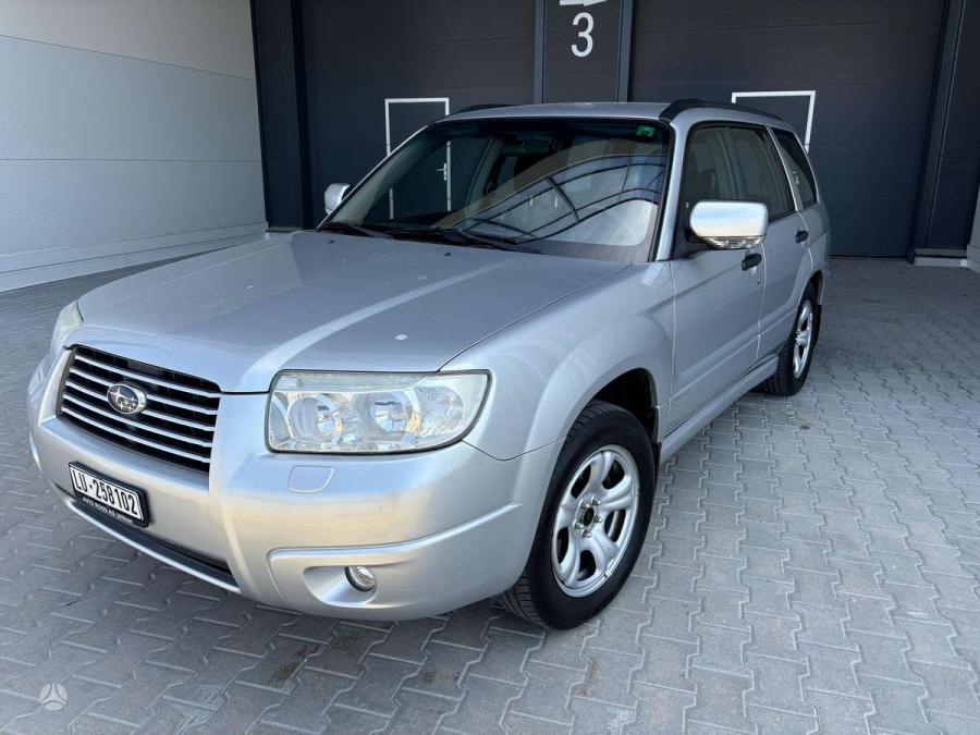 Pelēks Subaru Forester 2007 Viļņa, ar dzinēja tilpumu 1.99 L un nobraukumu 205 tūkst. km par 3850 €, foto 1 vietnē AUTOMOTO.COM.LV