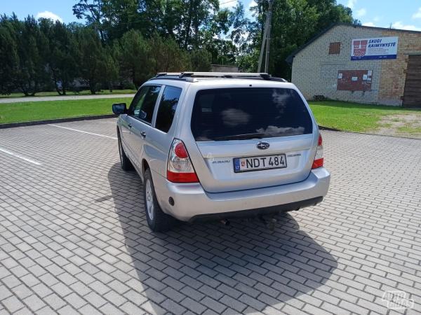 Grey Subaru Forester 2007 in Joniskis, with an engine capacity of 2.00 L and mileage of 310 thousand km for 2900 €, photo 6 on AUTOMOTO.COM.LV