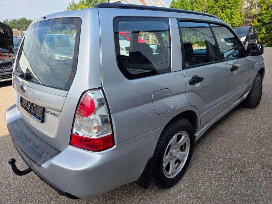 Pelēks Subaru Forester 2007 Utena, ar dzinēja tilpumu 1.99 L un nobraukumu 249 tūkst. km par 4550 €, foto 4 vietnē AUTOMOTO.COM.LV
