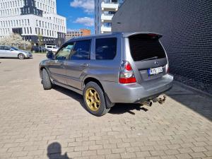 Pelēks Subaru Forester 2007 Viļņa, ar dzinēja tilpumu 2.50 L un nobraukumu 305 tūkst. km par 5000 €, foto 4 vietnē AUTOMOTO.COM.LV