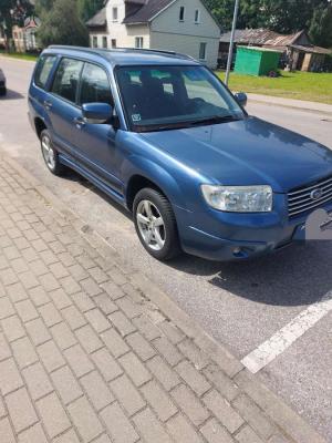 Grey Subaru Forester 2007 in Jurbarkas, with an engine capacity of 2.00 L and mileage of 240 thousand km for 3499 €, photo 3 on AUTOMOTO.COM.LV