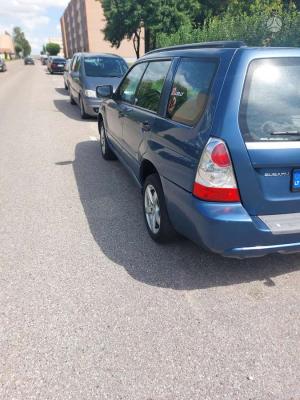 Grey Subaru Forester 2007 in Jurbarkas, with an engine capacity of 2.00 L and mileage of 240 thousand km for 3499 €, photo 7 on AUTOMOTO.COM.LV