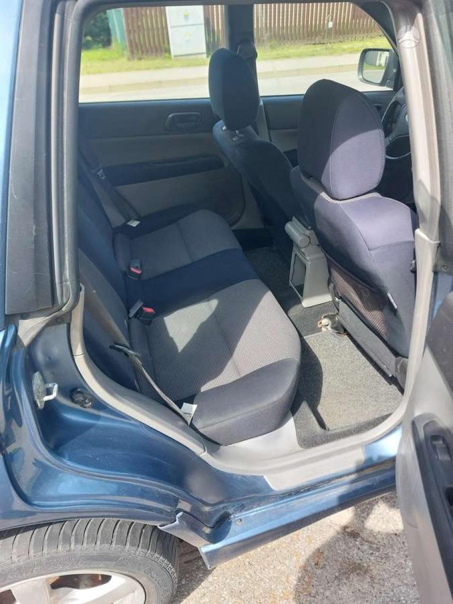 Grey Subaru Forester 2007 in Jurbarkas, with an engine capacity of 2.00 L and mileage of 240 thousand km for 3499 €, photo 9 on AUTOMOTO.COM.LV