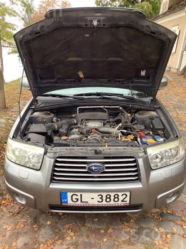 Pelēks Subaru Forester 2007 Rīga, ar dzinēja tilpumu 2.00 L un nobraukumu 246 tūkst. km par 3250 €, foto 9 vietnē AUTOMOTO.COM.LV