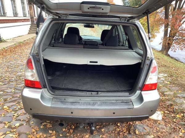 Pelēks Subaru Forester 2007 Rīga, ar dzinēja tilpumu 2.00 L un nobraukumu 246 tūkst. km par 3250 €, foto 10 vietnē AUTOMOTO.COM.LV