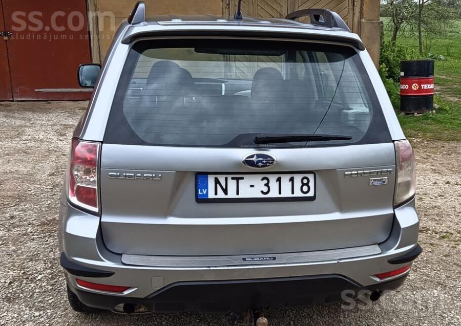 Pelēks Subaru Forester 2008 Gulbene, ar dzinēja tilpumu 2.00 L un nobraukumu 190 tūkst. km par 5900 €, foto 7 vietnē AUTOMOTO.COM.LV