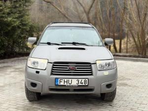 Grey Subaru Forester 2008 in Vilnius, with an engine capacity of 2.00 L and mileage of 273 thousand km for 2750 €, photo 2 on AUTOMOTO.COM.LV