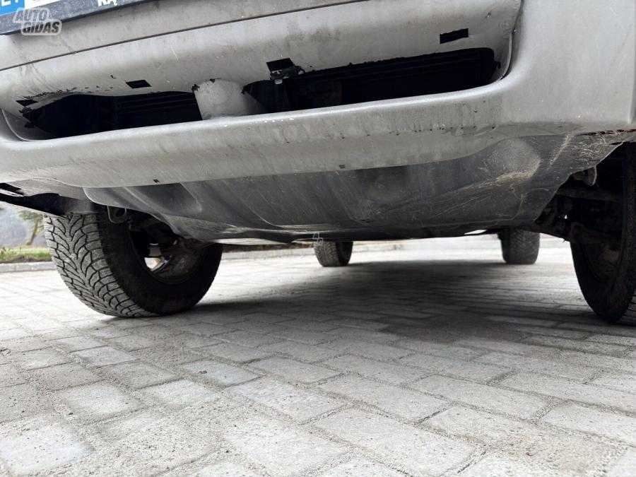 Grey Subaru Forester 2008 in Vilnius, with an engine capacity of 2.00 L and mileage of 273 thousand km for 2550 €, photo 4 on AUTOMOTO.COM.LV
