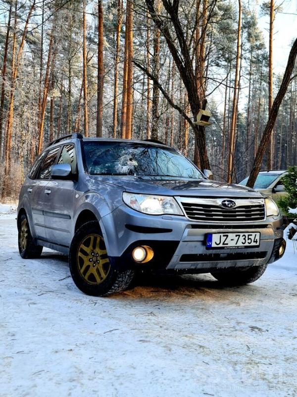 Grey Subaru Forester 2008 in Jurmala, with an engine capacity of 2.00 L and mileage of 0 thousand km for 2990 €, photo 2 on AUTOMOTO.COM.LV