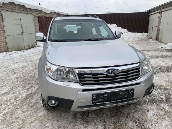 Pelēks Subaru Forester 2008 Kauņa, ar dzinēja tilpumu 1.99 L un nobraukumu 211 tūkst. km par 4555 €, foto 4 vietnē AUTOMOTO.COM.LV