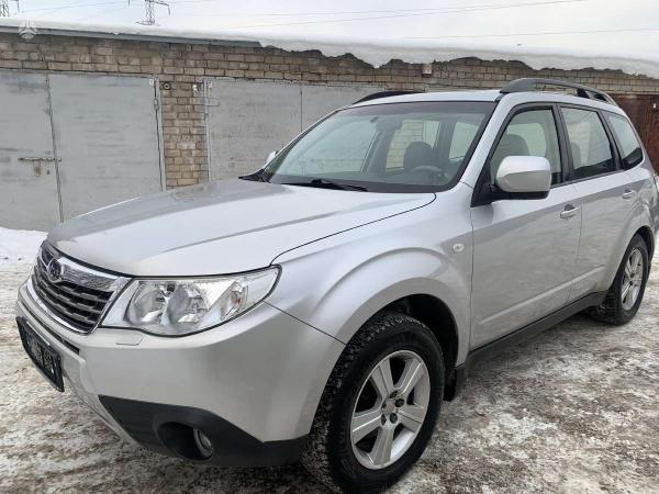 Pelēks Subaru Forester 2008 Kauņa, ar dzinēja tilpumu 1.99 L un nobraukumu 211 tūkst. km par 4555 €, foto 5 vietnē AUTOMOTO.COM.LV