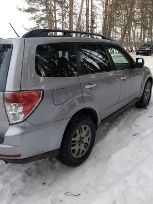 Pelēks Subaru Forester 2008 Utena, ar dzinēja tilpumu 2.00 L un nobraukumu 283 tūkst. km par 3900 €, foto 3 vietnē AUTOMOTO.COM.LV