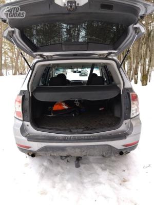 Pelēks Subaru Forester 2008 Utena, ar dzinēja tilpumu 2.00 L un nobraukumu 283 tūkst. km par 3900 €, foto 13 vietnē AUTOMOTO.COM.LV