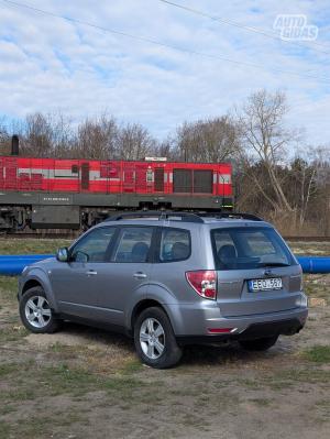 Grey Subaru Forester 2008 in Klaipeda, with an engine capacity of 2.00 L and mileage of 229 thousand km for 4700 €, photo 4 on AUTOMOTO.COM.LV