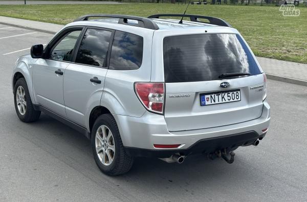 Grey Subaru Forester 2008 in Siauliai, with an engine capacity of 2.00 L and mileage of 335 thousand km for 3700 €, photo 7 on AUTOMOTO.COM.LV