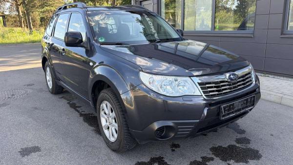 Pelēks Subaru Forester 2008 Utena, ar dzinēja tilpumu 2.00 L un nobraukumu 227 tūkst. km par 5950 €, foto 7 vietnē AUTOMOTO.COM.LV