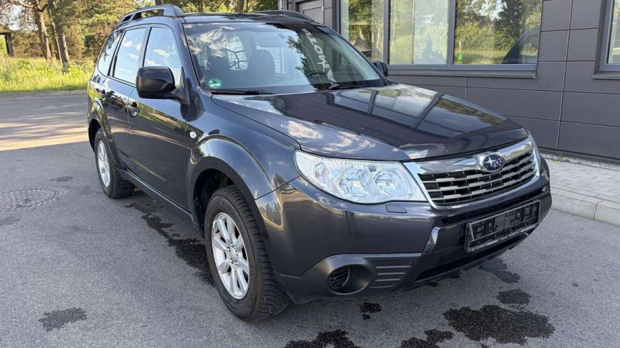 Pelēks Subaru Forester 2008 Utena, ar dzinēja tilpumu 2.00 L un nobraukumu 227 tūkst. km par 5950 €, foto 8 vietnē AUTOMOTO.COM.LV