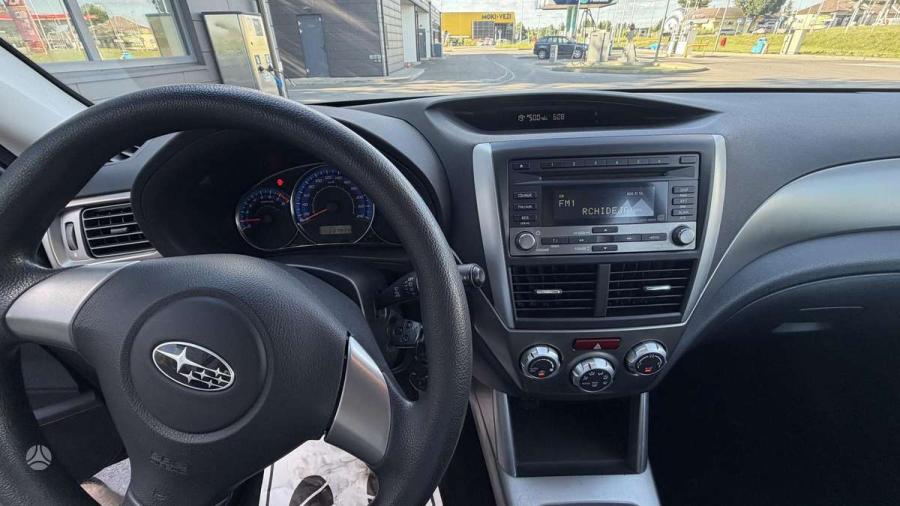 Pelēks Subaru Forester 2008 Utena, ar dzinēja tilpumu 2.00 L un nobraukumu 227 tūkst. km par 5950 €, foto 13 vietnē AUTOMOTO.COM.LV