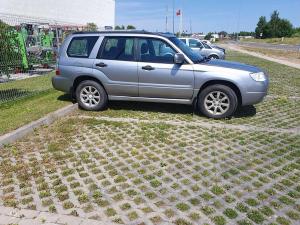 Pelēks Subaru Forester 2008 Viļņa, ar dzinēja tilpumu 1.99 L un nobraukumu 148 tūkst. km par 3500 €, foto 3 vietnē AUTOMOTO.COM.LV