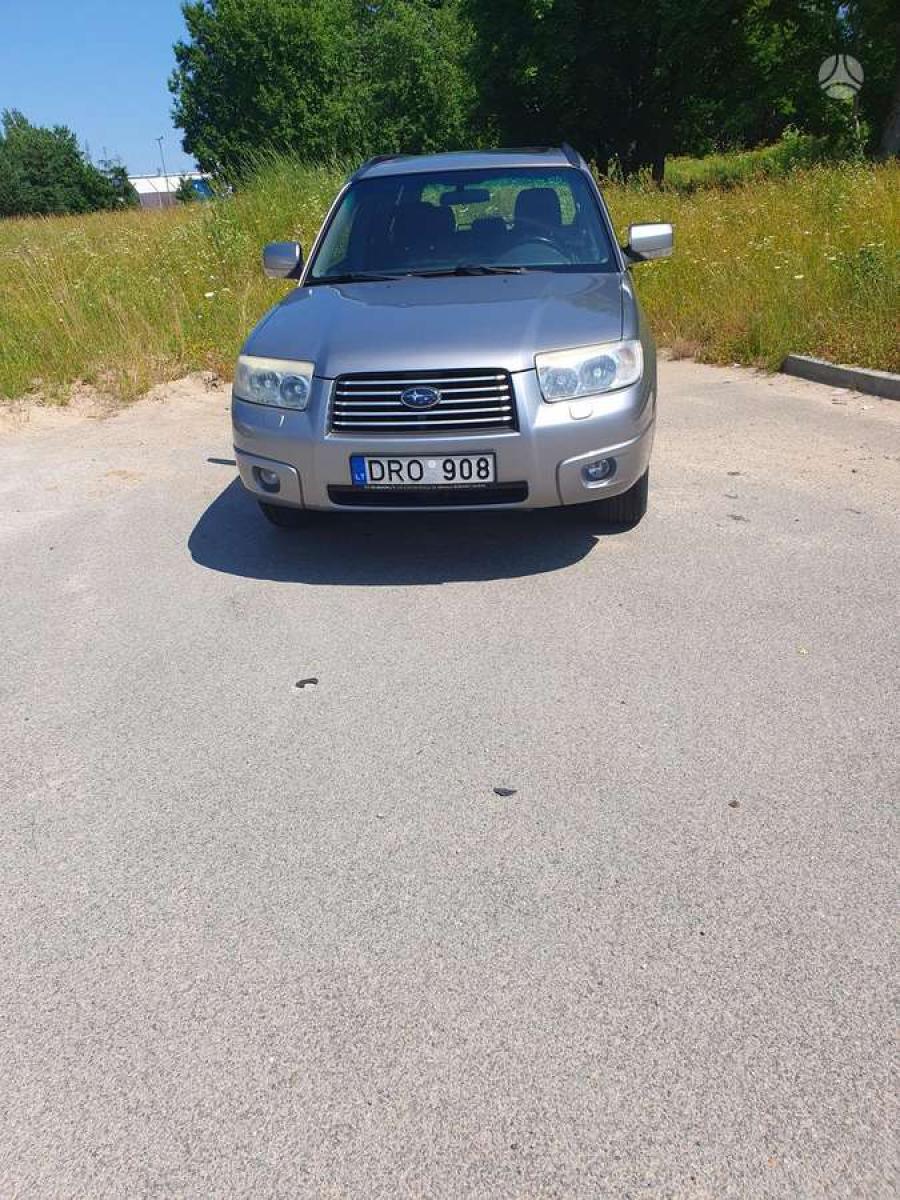 Pelēks Subaru Forester 2008 Viļņa, ar dzinēja tilpumu 1.99 L un nobraukumu 148 tūkst. km par 3500 €, foto 5 vietnē AUTOMOTO.COM.LV