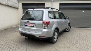 Pelēks Subaru Forester 2008 Viļņa, ar dzinēja tilpumu 1.99 L un nobraukumu 306 tūkst. km par 4999 €, foto 4 vietnē AUTOMOTO.COM.LV