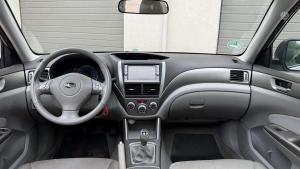 Pelēks Subaru Forester 2008 Viļņa, ar dzinēja tilpumu 1.99 L un nobraukumu 306 tūkst. km par 4999 €, foto 8 vietnē AUTOMOTO.COM.LV