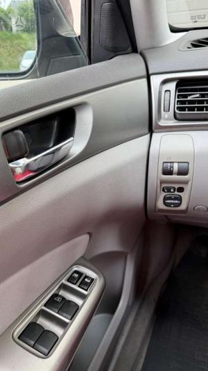 Pelēks Subaru Forester 2008 Viļņa, ar dzinēja tilpumu 1.99 L un nobraukumu 306 tūkst. km par 4999 €, foto 17 vietnē AUTOMOTO.COM.LV