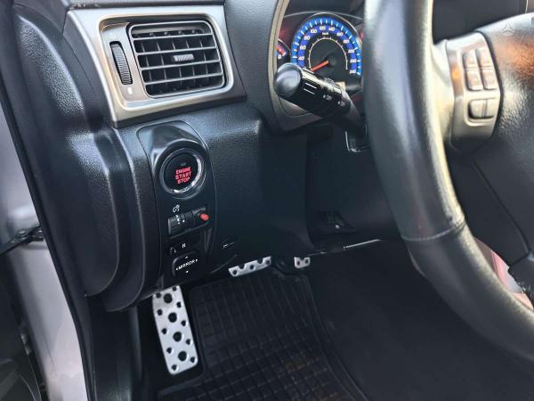 Pelēks Subaru Forester 2008 Viļņa, ar dzinēja tilpumu 2.46 L un nobraukumu 215 tūkst. km par 7850 €, foto 10 vietnē AUTOMOTO.COM.LV