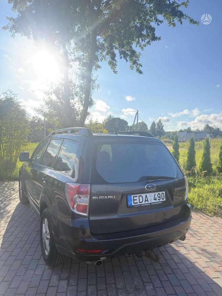 Pelēks Subaru Forester 2008 Trakai, ar dzinēja tilpumu 1.99 L un nobraukumu 287 tūkst. km par 3300 €, foto 3 vietnē AUTOMOTO.COM.LV