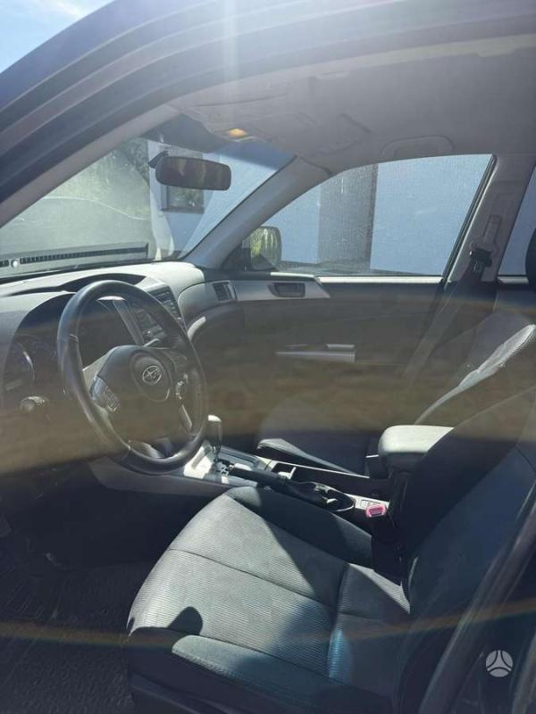 Grey Subaru Forester 2008 in Trakai, with an engine capacity of 1.99 L and mileage of 287 thousand km for 3300 €, photo 11 on AUTOMOTO.COM.LV
