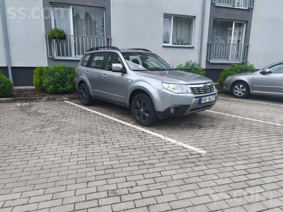 Pelēks Subaru Forester 2008 Rīga, ar dzinēja tilpumu 2.00 L un nobraukumu 210 tūkst. km par 4800 €, foto 1 vietnē AUTOMOTO.COM.LV
