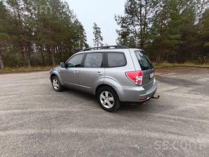Pelēks Subaru Forester 2008 Rīga, ar dzinēja tilpumu 2.00 L un nobraukumu 210 tūkst. km par 4800 €, foto 11 vietnē AUTOMOTO.COM.LV