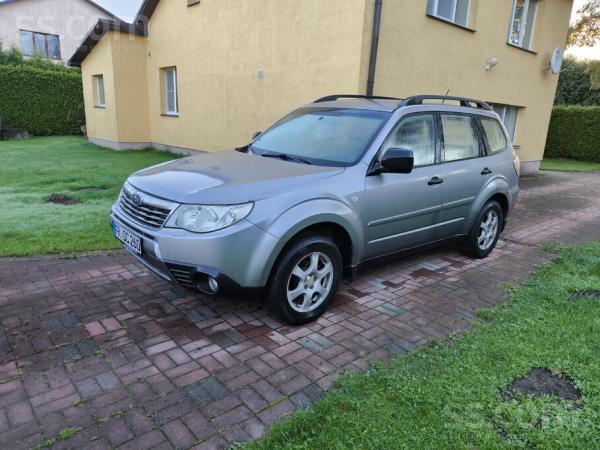 Pelēks Subaru Forester 2008 Jelgava, ar dzinēja tilpumu 2.00 L un nobraukumu 257 tūkst. km par 2900 €, foto 5 vietnē AUTOMOTO.COM.LV