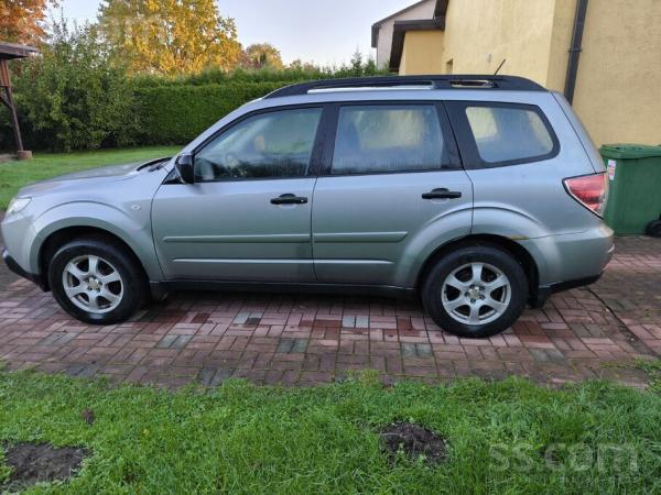 Pelēks Subaru Forester 2008 Jelgava, ar dzinēja tilpumu 2.00 L un nobraukumu 257 tūkst. km par 2900 €, foto 6 vietnē AUTOMOTO.COM.LV