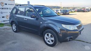 Grey Subaru Forester 2008 in Vilnius, with an engine capacity of 2.00 L and mileage of 293 thousand km for 4950 €, photo 3 on AUTOMOTO.COM.LV