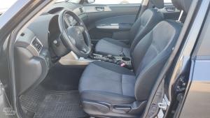 Grey Subaru Forester 2008 in Vilnius, with an engine capacity of 2.00 L and mileage of 293 thousand km for 4950 €, photo 10 on AUTOMOTO.COM.LV