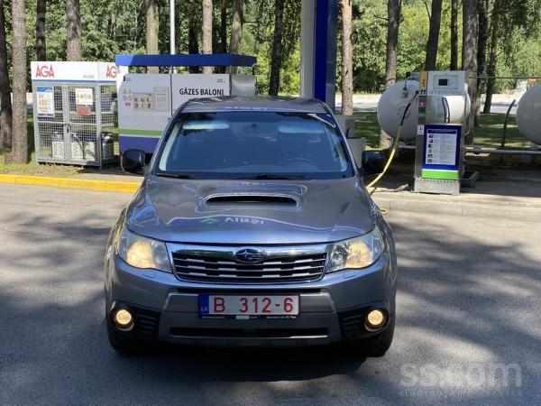 Grey Subaru Forester 2009 in Riga, with an engine capacity of 2.00 L and mileage of 0 thousand km for 2999 €, photo 8 on AUTOMOTO.COM.LV