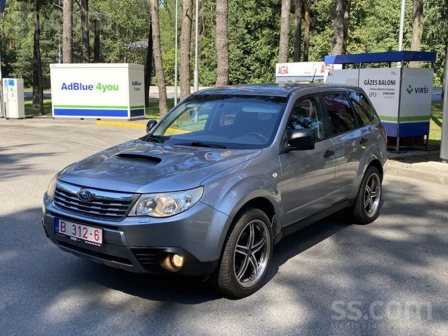 Grey Subaru Forester 2009 in Riga, with an engine capacity of 2.00 L and mileage of 0 thousand km for 2999 €, photo 1 on AUTOMOTO.COM.LV