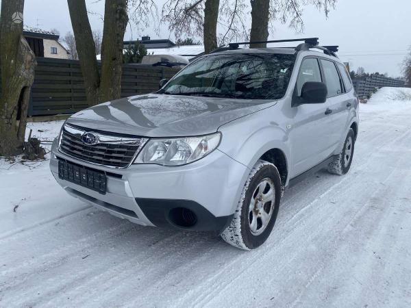 Pelēks Subaru Forester 2009 Marijampole, ar dzinēja tilpumu 1.99 L un nobraukumu 127 tūkst. km par 3650 €, foto 4 vietnē AUTOMOTO.COM.LV