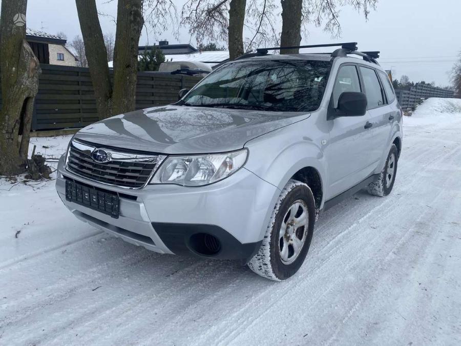 Pelēks Subaru Forester 2009 Marijampole, ar dzinēja tilpumu 1.99 L un nobraukumu 127 tūkst. km par 3650 €, foto 4 vietnē AUTOMOTO.COM.LV