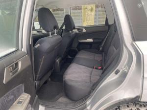 Pelēks Subaru Forester 2009 Marijampole, ar dzinēja tilpumu 1.99 L un nobraukumu 127 tūkst. km par 3650 €, foto 9 vietnē AUTOMOTO.COM.LV