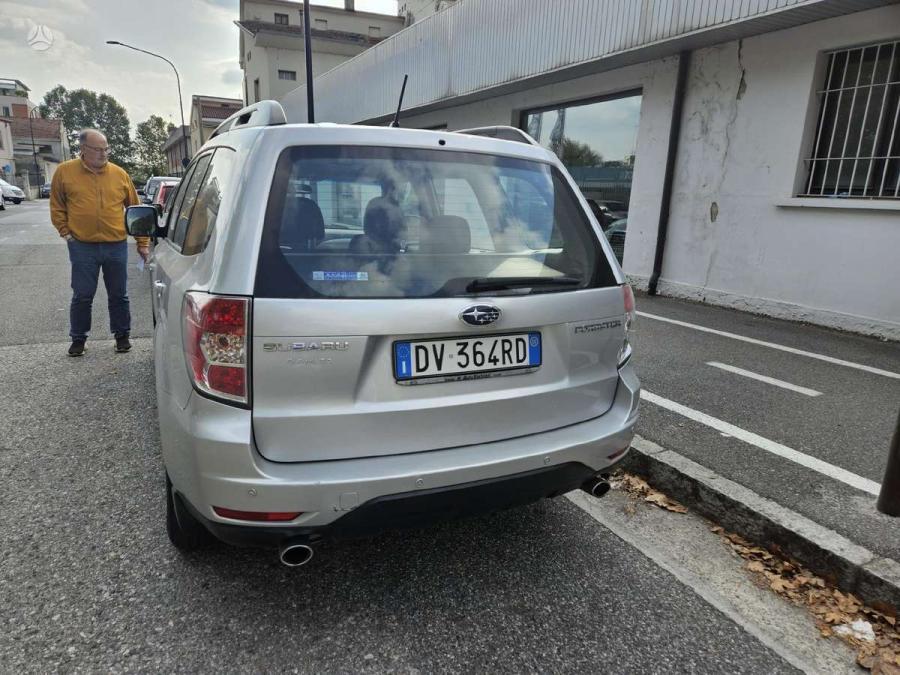 Grey Subaru Forester 2009 in Utena, with an engine capacity of 1.99 L and mileage of 206 thousand km for 6750 €, photo 7 on AUTOMOTO.COM.LV