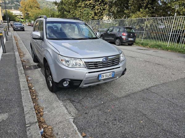 Pelēks Subaru Forester 2009 Utena, ar dzinēja tilpumu 1.99 L un nobraukumu 207 tūkst. km par 6750 €, foto 3 vietnē AUTOMOTO.COM.LV