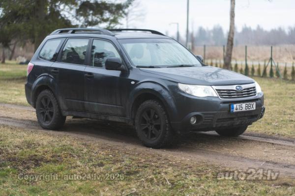 Pelēks Subaru Forester 2009 Tallina, ar dzinēja tilpumu 2.00 L un nobraukumu 171 tūkst. km par 3499 €, foto 3 vietnē AUTOMOTO.COM.LV