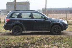 Grey Subaru Forester 2009 in Tallinn, with an engine capacity of 2.00 L and mileage of 171 thousand km for 3499 €, photo 6 on AUTOMOTO.COM.LV