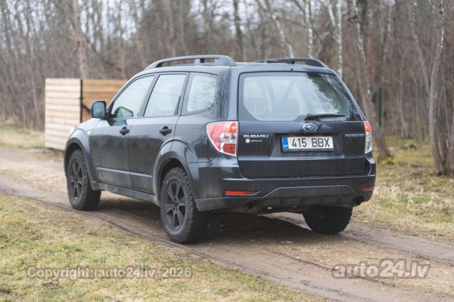 Grey Subaru Forester 2009 in Tallinn, with an engine capacity of 2.00 L and mileage of 171 thousand km for 3499 €, photo 9 on AUTOMOTO.COM.LV