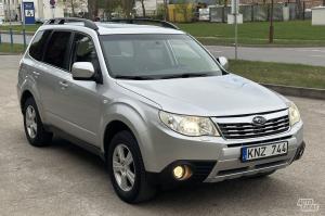 Pelēks Subaru Forester 2009 Šauļi, ar dzinēja tilpumu 2.00 L un nobraukumu 349 tūkst. km par 4200 €, foto 3 vietnē AUTOMOTO.COM.LV