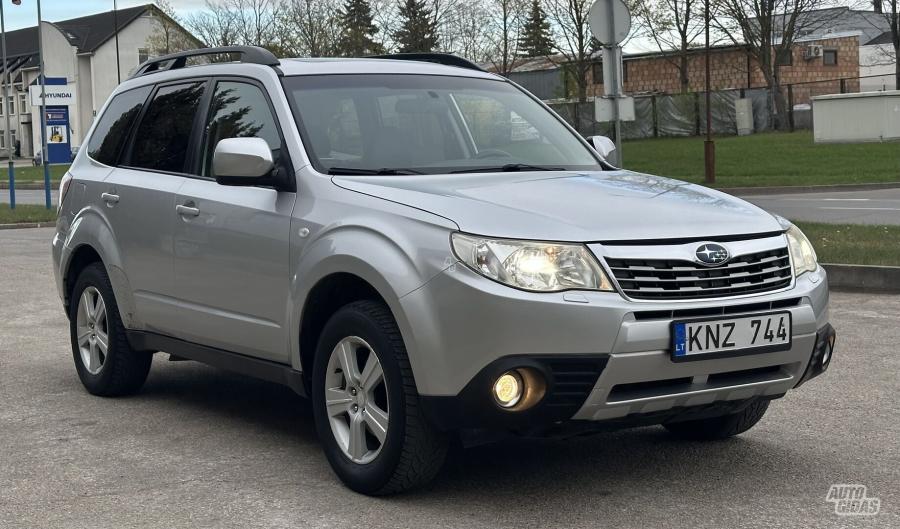 Pelēks Subaru Forester 2009 Šauļi, ar dzinēja tilpumu 2.00 L un nobraukumu 349 tūkst. km par 4200 €, foto 5 vietnē AUTOMOTO.COM.LV
