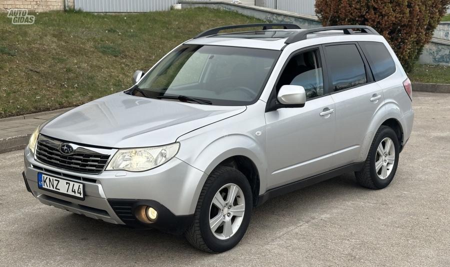 Pelēks Subaru Forester 2009 Šauļi, ar dzinēja tilpumu 2.00 L un nobraukumu 349 tūkst. km par 4200 €, foto 6 vietnē AUTOMOTO.COM.LV